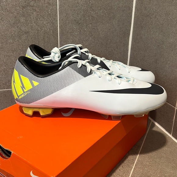 Nike | Shoes | Nike Mercurial Miracle Ii Fg Soccer Football Cleats ...